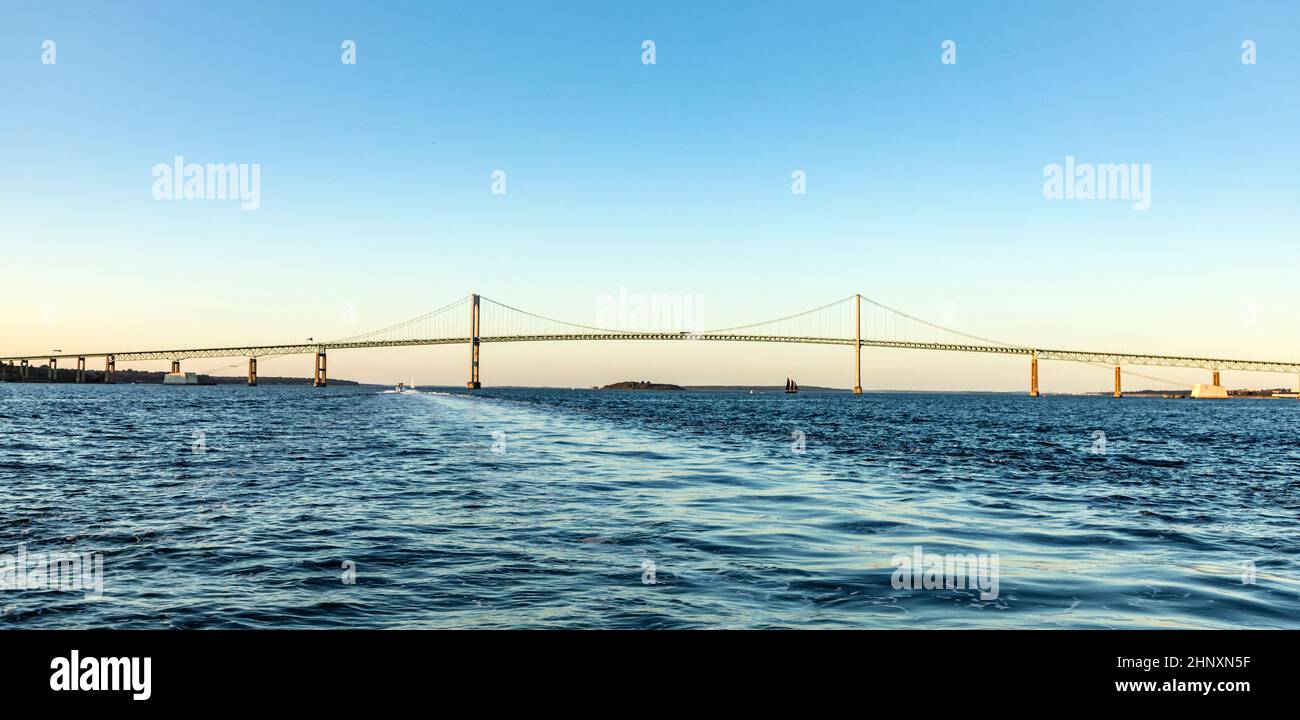 view to famous Newport Bridge in sunset Stock Photo - Alamy