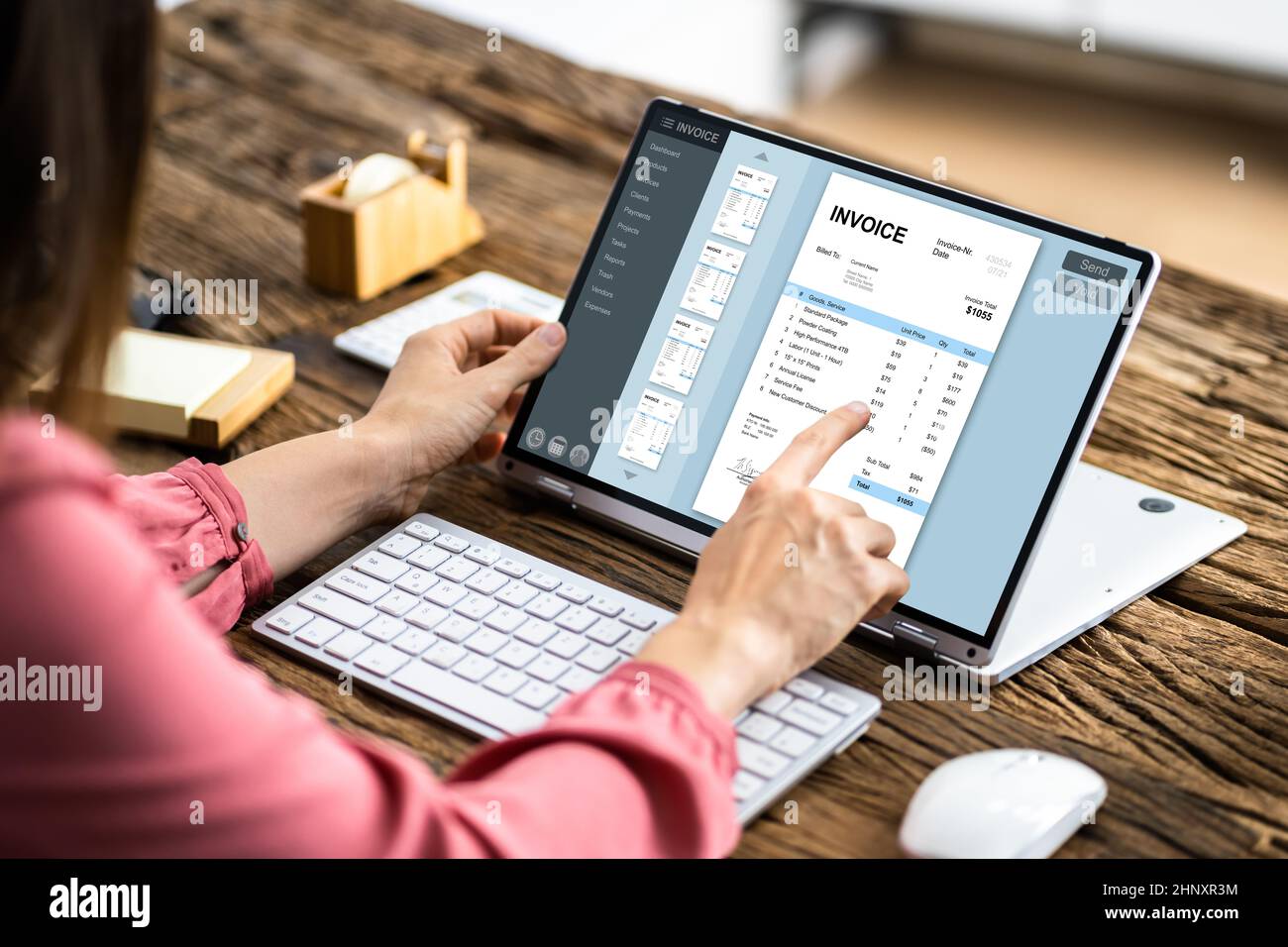 Online Digital E Invoice Statement On Laptop Stock Photo - Alamy
