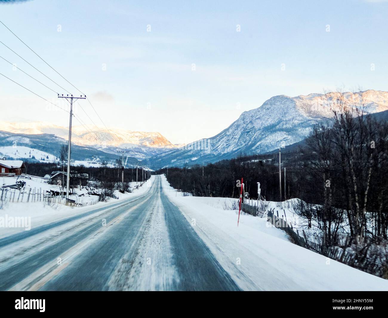 Norwegian highway sign snow hi-res stock photography and images - Alamy