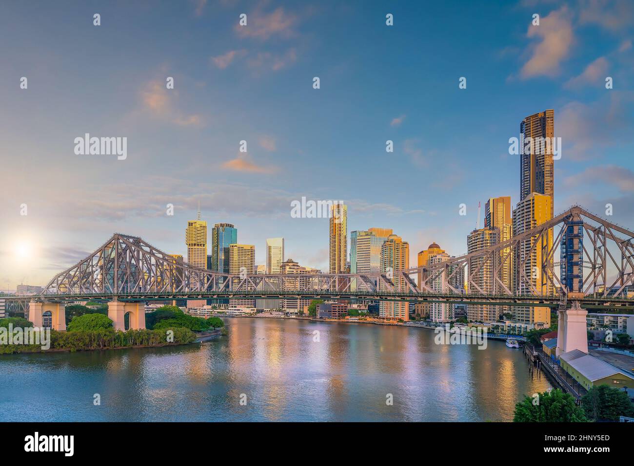 South brisbane night panorama hi-res stock photography and images - Alamy