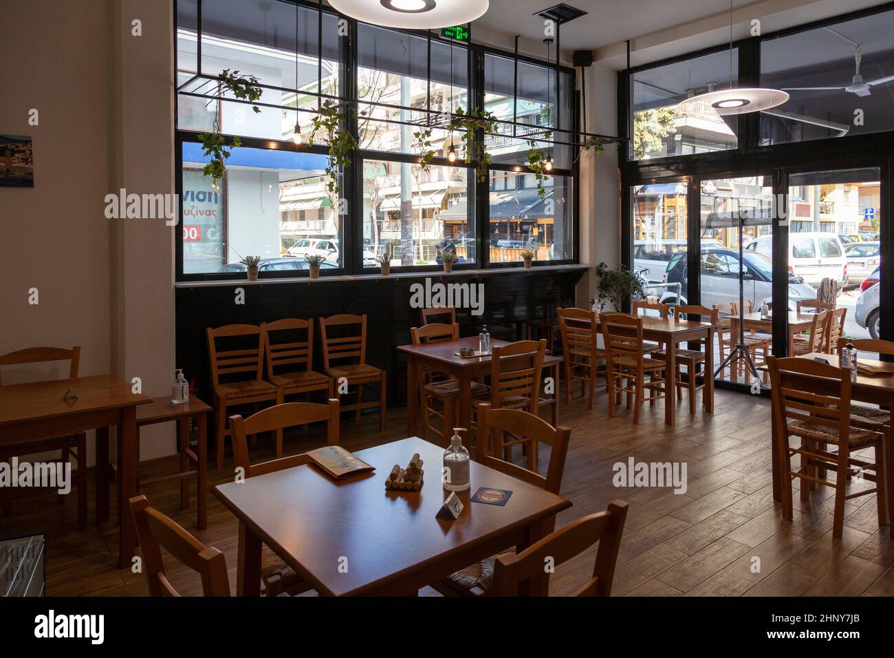 Greek traditional tavern Stock Photo - Alamy