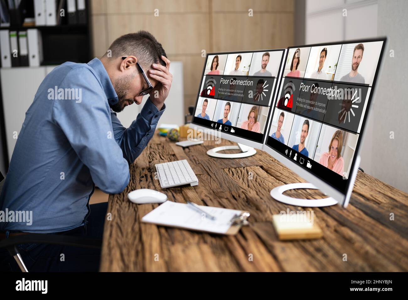 Poor signal hi-res stock photography and images - Alamy