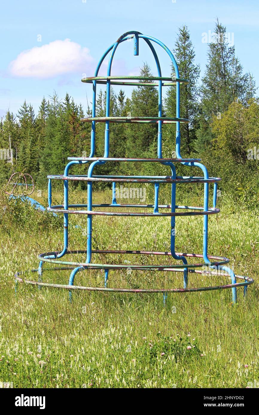 An old rusted climbing structure in a playground Stock Photo - Alamy