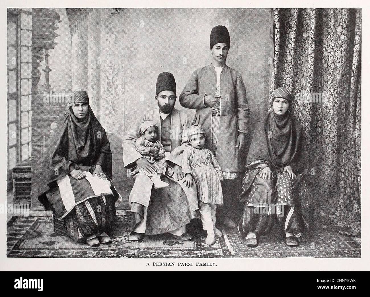 Parsi family hi-res stock photography and images - Alamy