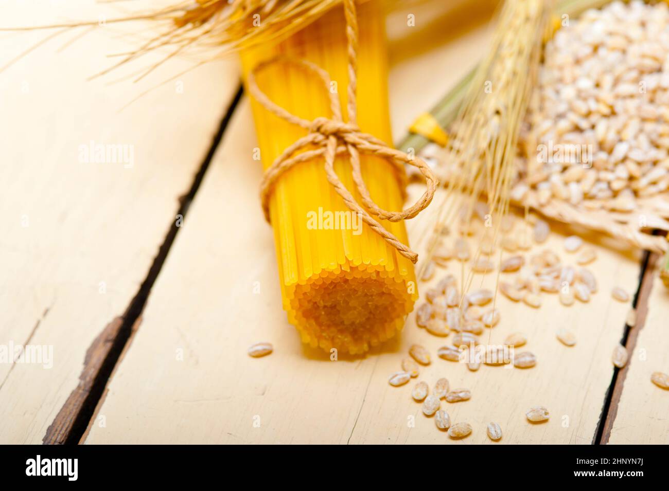 organic Raw italian pasta and durum wheat grains crop Stock Photo - Alamy