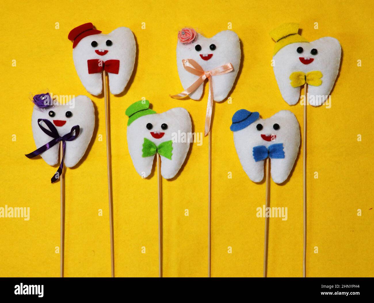 Tooth art hi-res stock photography and images - Alamy