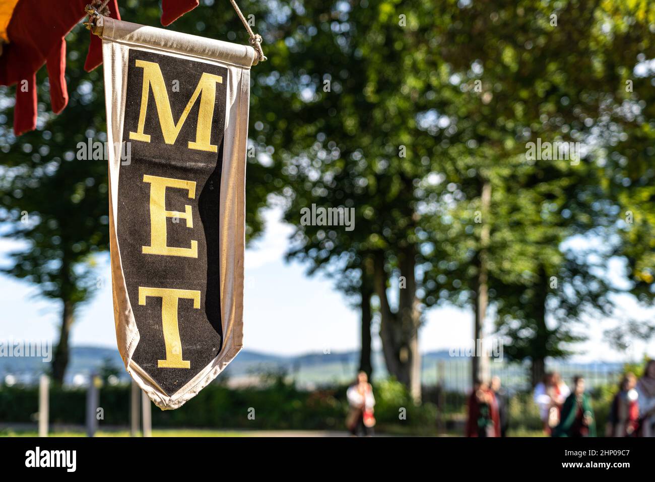 Medieval trade fair hi-res stock photography and images - Alamy