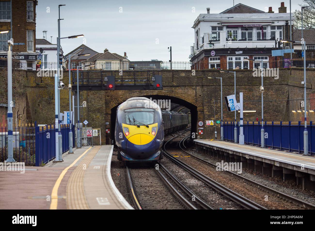 Gravesend railway station serves the town of Gravesend in north Kent ...