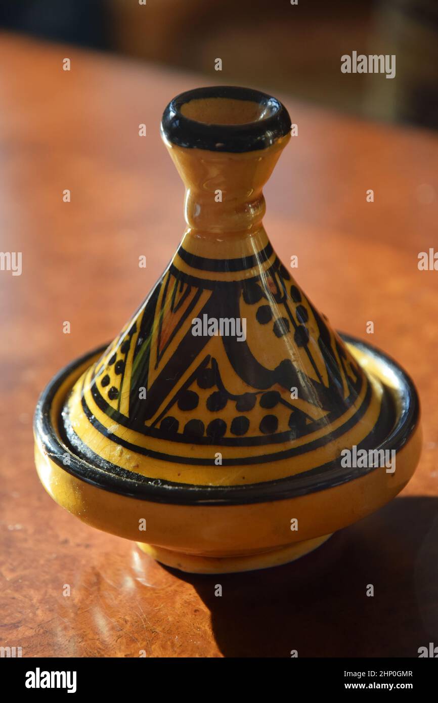 mini moroccan tajine Stock Photo - Alamy