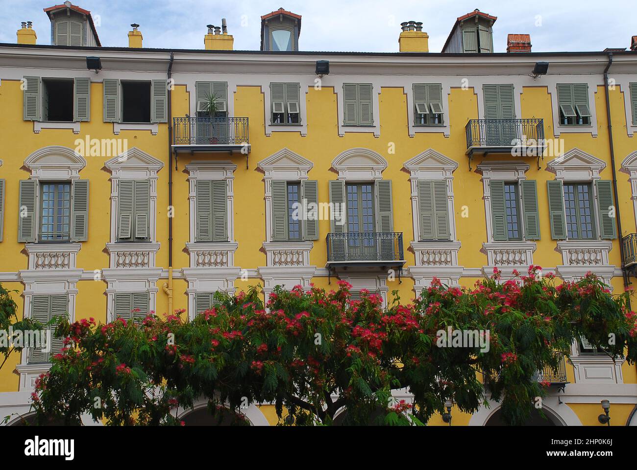 Typical house at the Place Garibaldi, Nice, France Stock Photo - Alamy