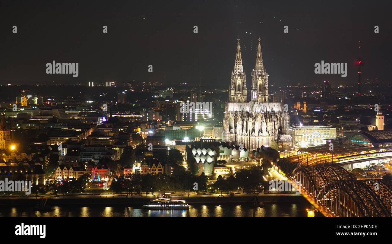 Kölner dom aerial hi-res stock photography and images - Alamy