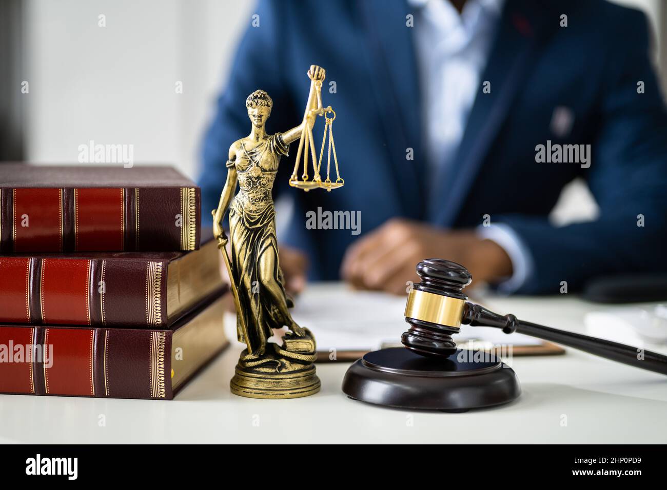 Lawyer judge reading documents hi-res stock photography and images - Alamy