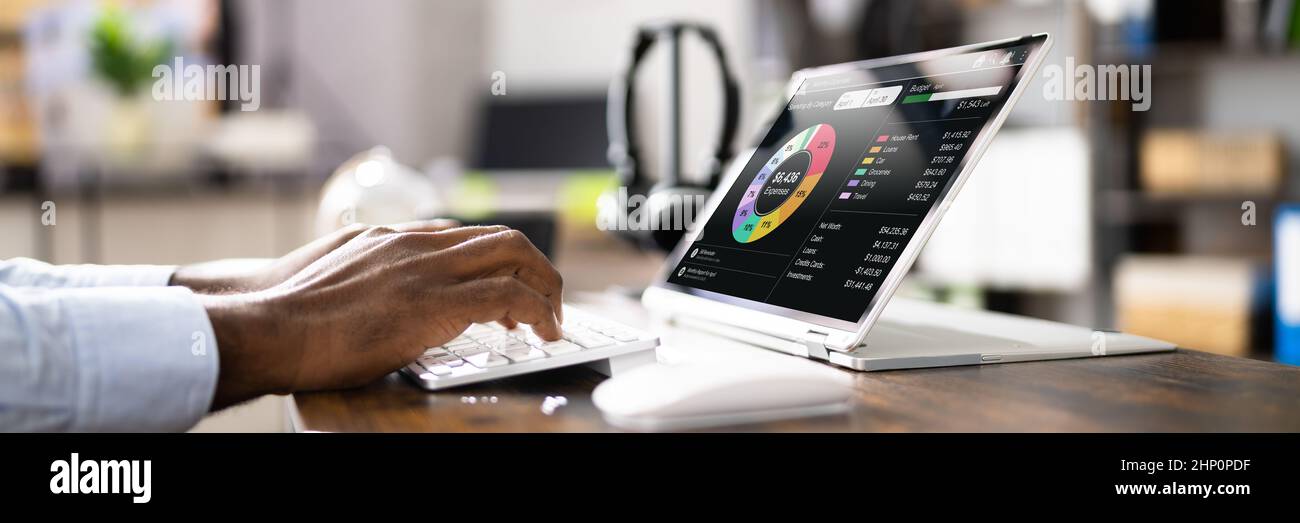 Computer App For Money, Budget And Expense Tracking Stock Photo - Alamy