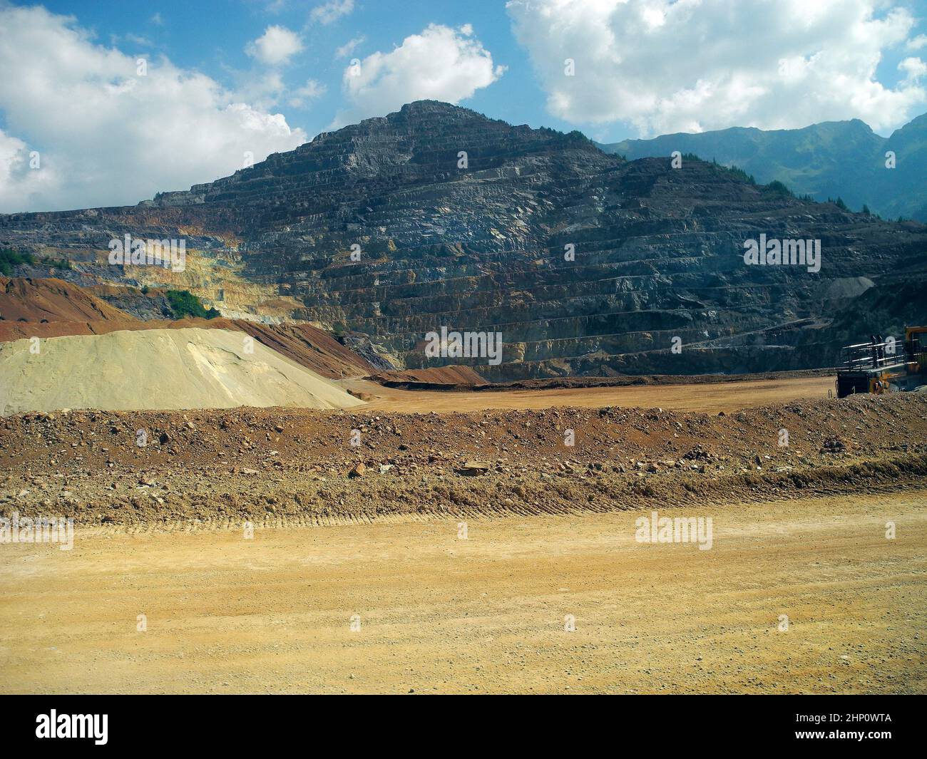 Surface mining hi-res stock photography and images - Alamy