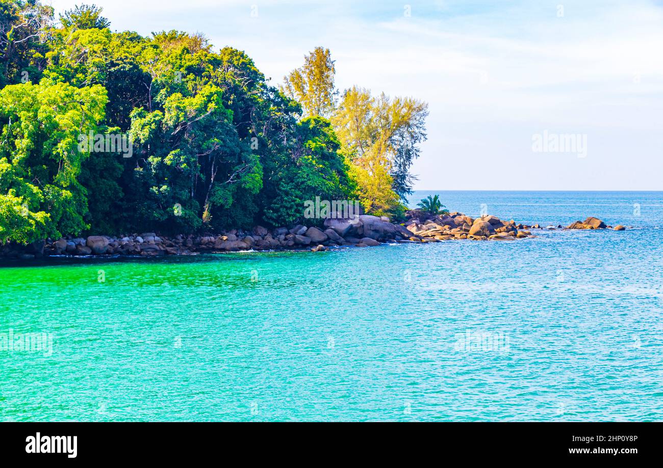 Beautiful amazing coast line and beach landscape panorama view of the Lam ru Lamru Nationalpark ...