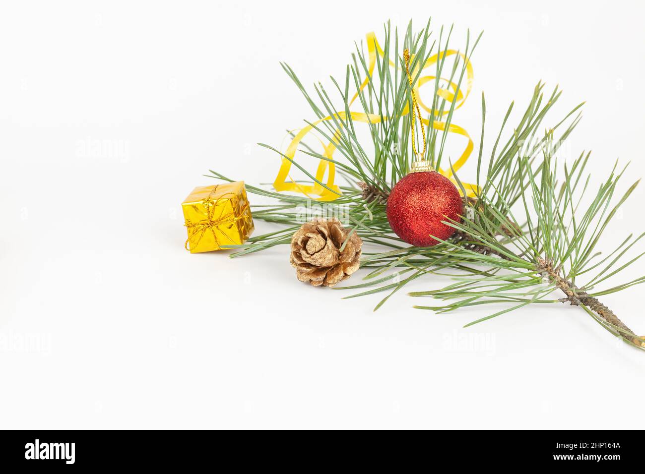 Christmas flat lay styled scene - top view frame with evergreen tree ...