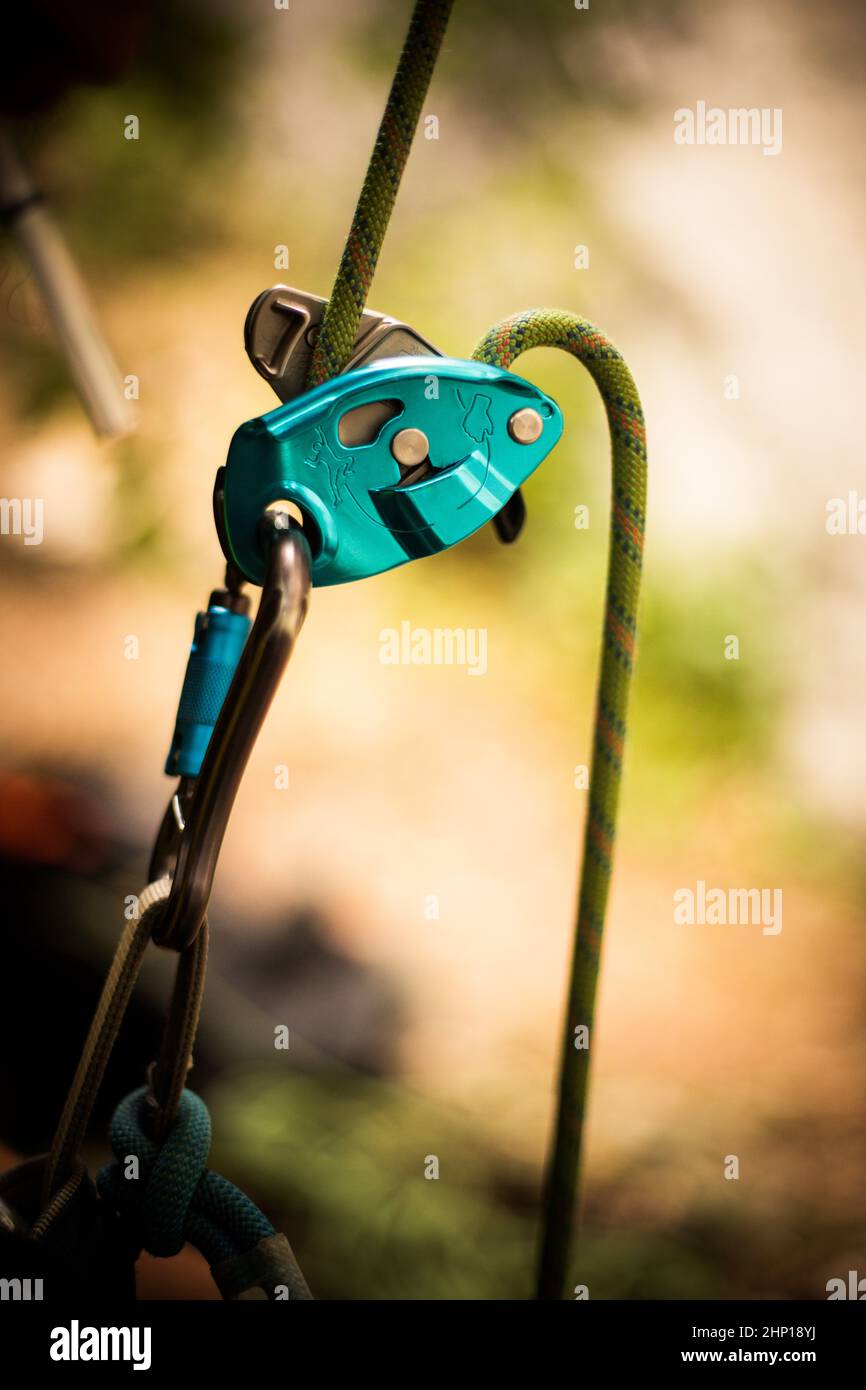 Rope descent system hi-res stock photography and images - Alamy