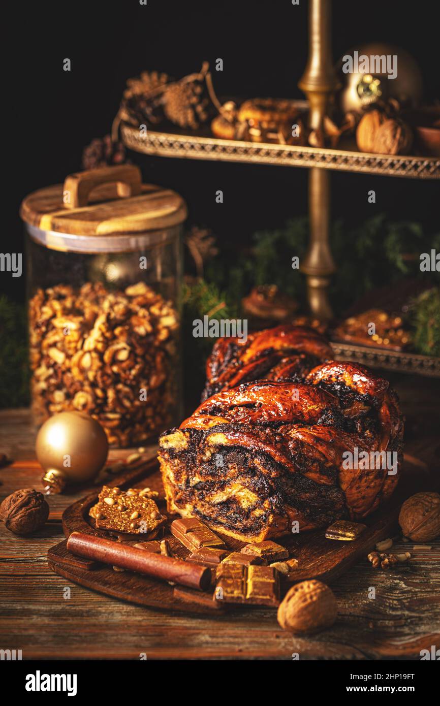 Delicious fluffy bread with chocolate for a perfect Christmas holiday ...