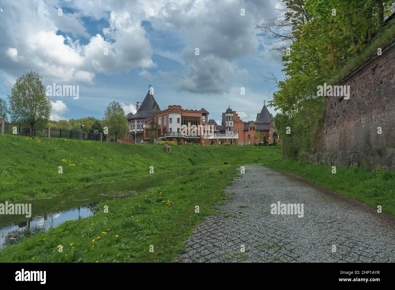 Kaliningrad, Russia - may 18, 2021: walk alongside the canal and old ...