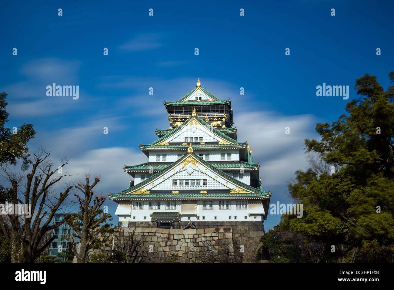 Osaka Castle with blue sky in Osaka, Japan Stock Photo - Alamy