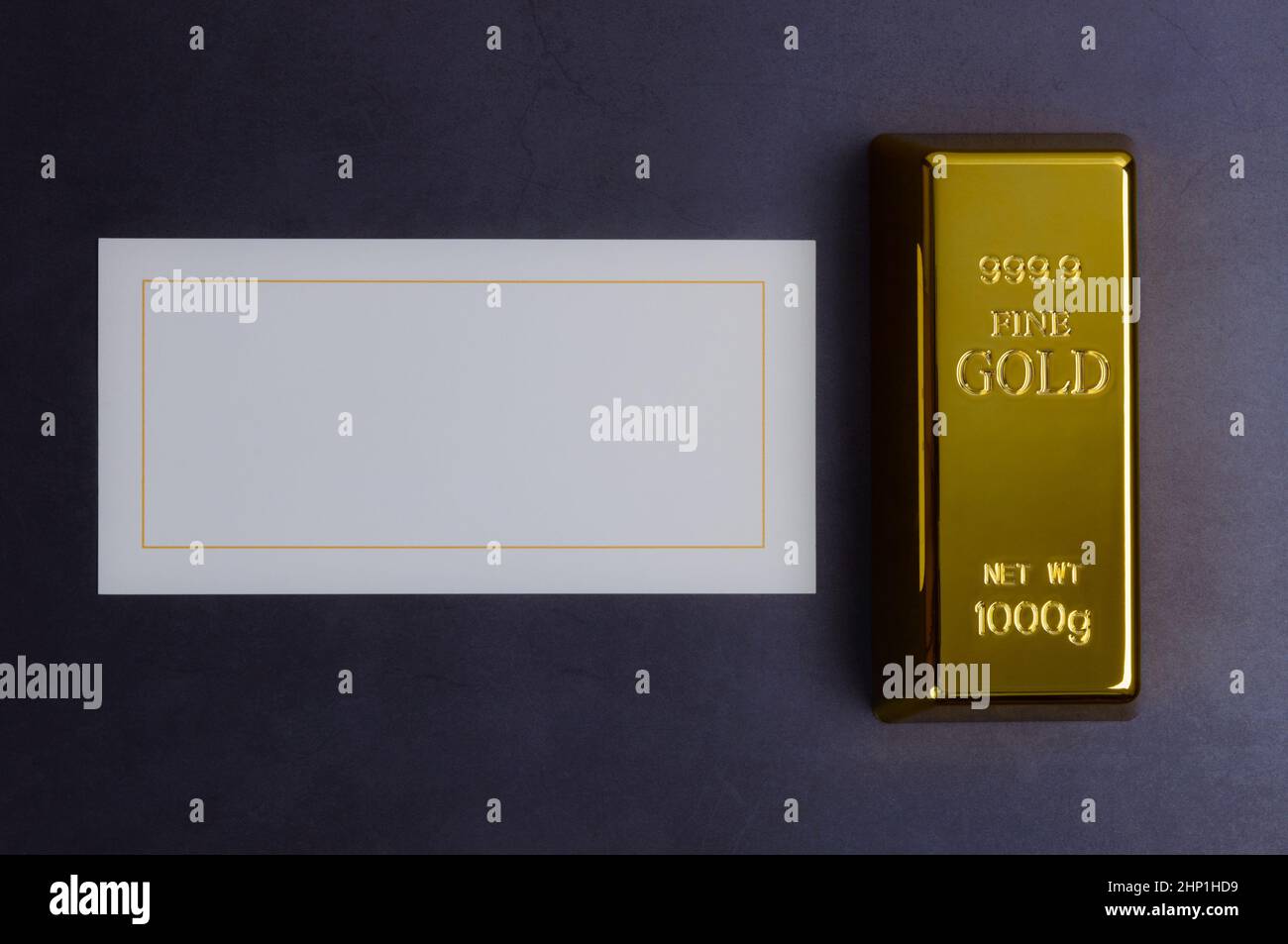 Pile pure gold bars hi-res stock photography and images - Alamy