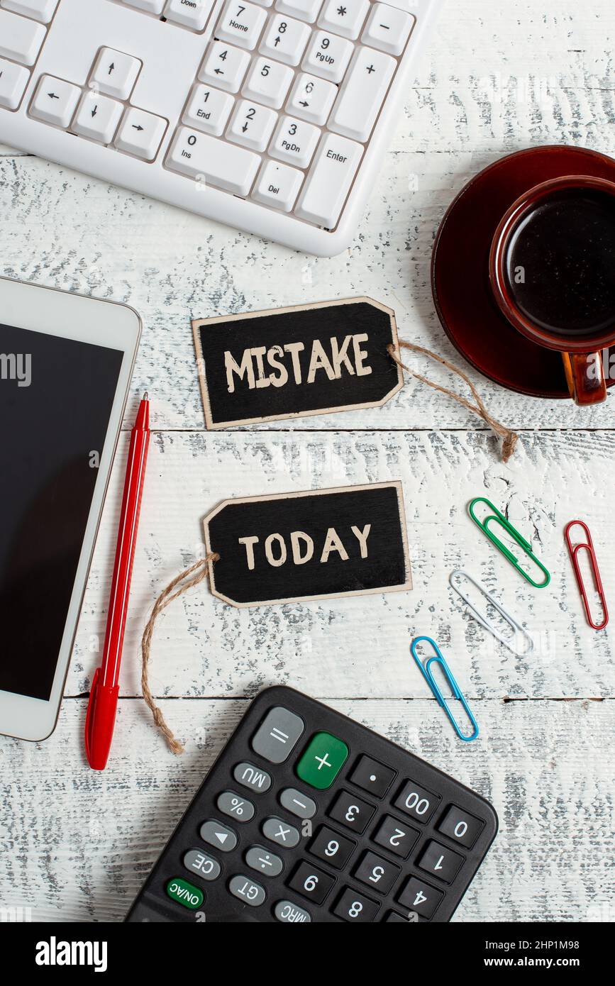 Hand writing sign Mistake, Business overview Something not correct Lack ...