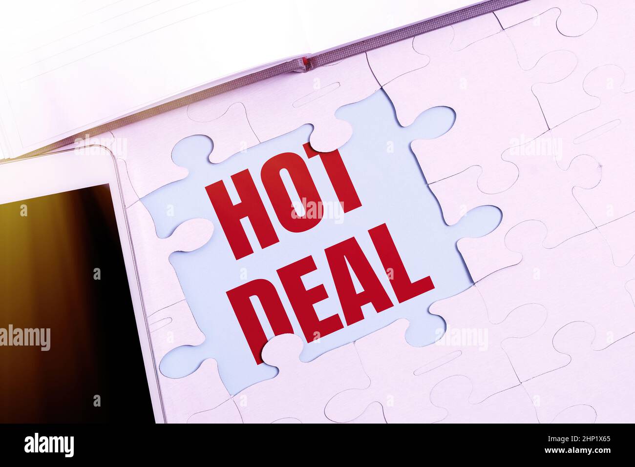 Conceptual caption Hot Deal, Business approach An agreement through ...