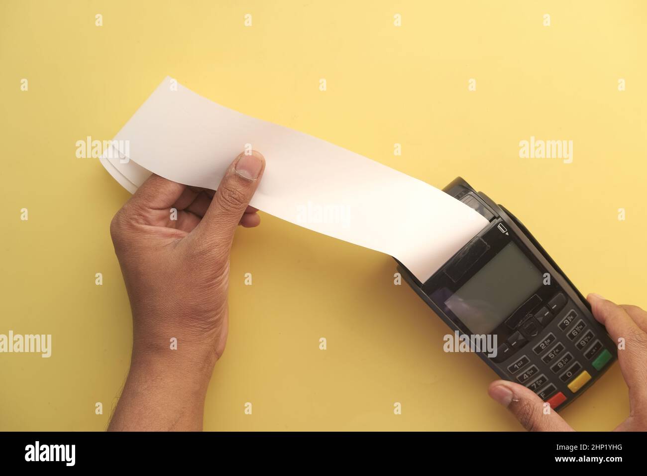 Yellow payment machine hi-res stock photography and images - Alamy