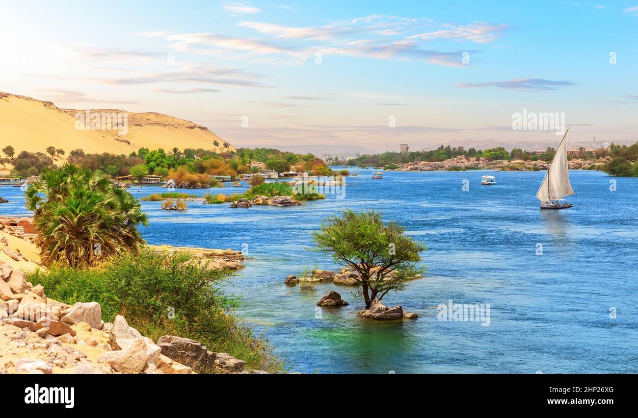 Nile riverbank hi-res stock photography and images - Alamy