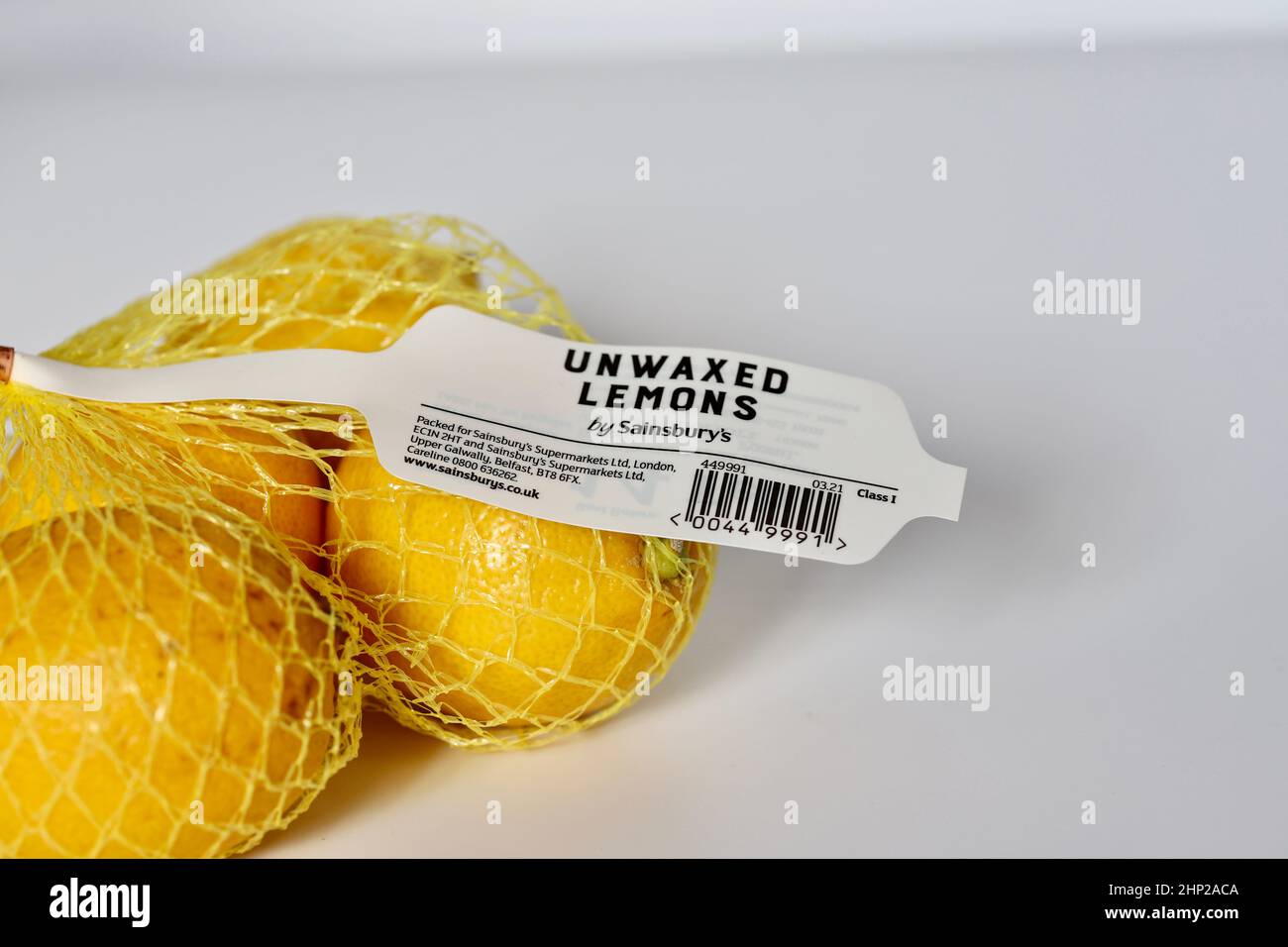 Ipswich, UK - 18 February 2022: Yellow unwaxed lemons Stock Photo - Alamy