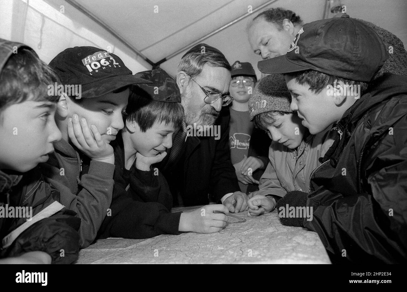 The Chief Rabbi Jonathan Sacks meeting Jewish cubs & scouts doing ...