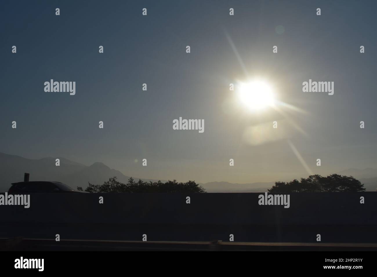 2pm sun hi-res stock photography and images - Alamy