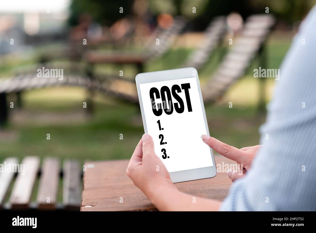 Conceptual caption Cost, Business overview The amount that usualy paid ...