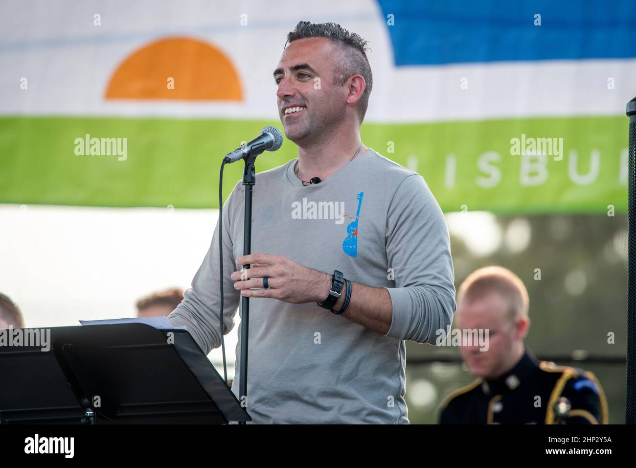 The mayor of Salisbury Maryland, Jake Day, introducing The U.S. Army ...
