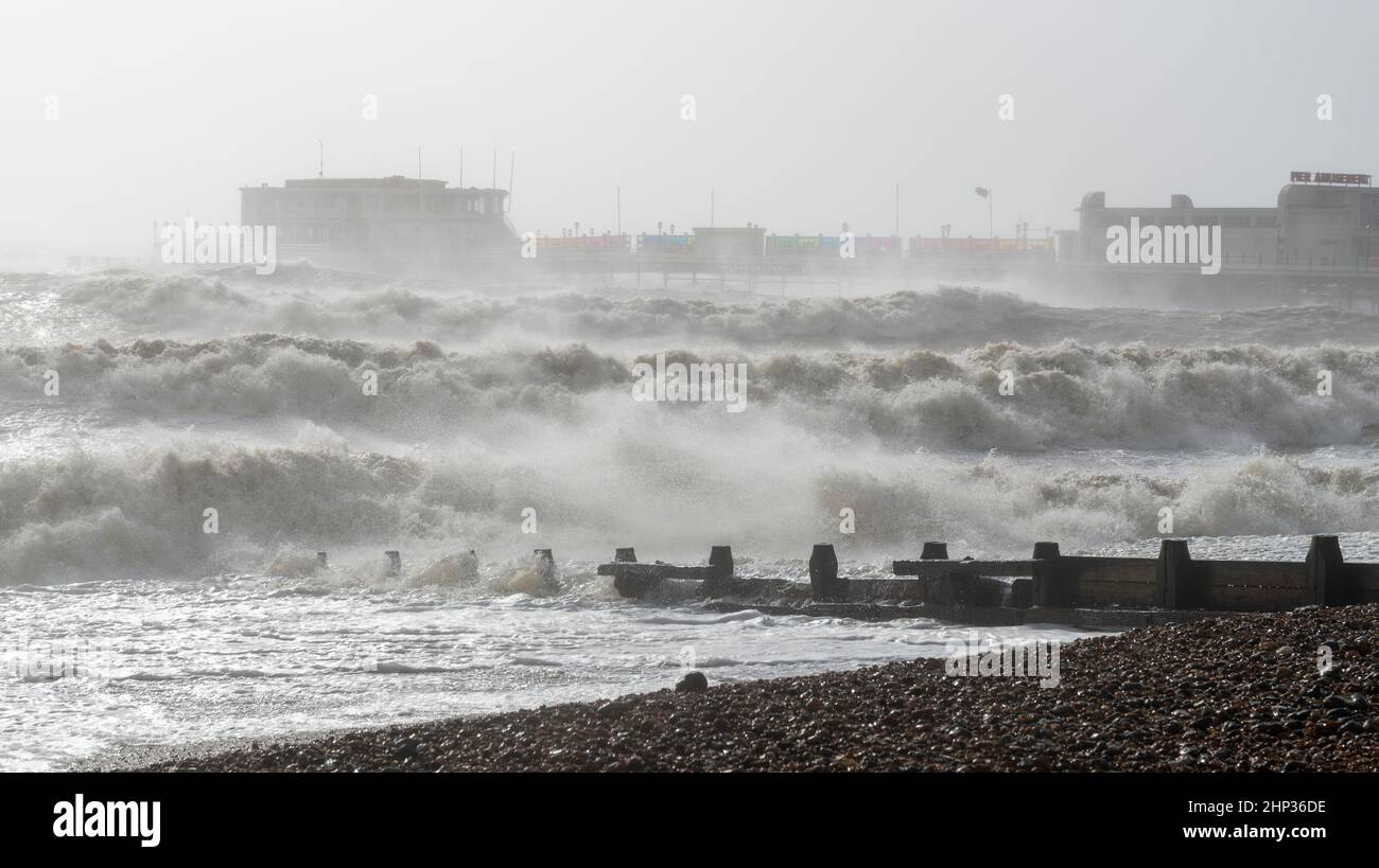 Worthing 2021 hi-res stock photography and images - Alamy