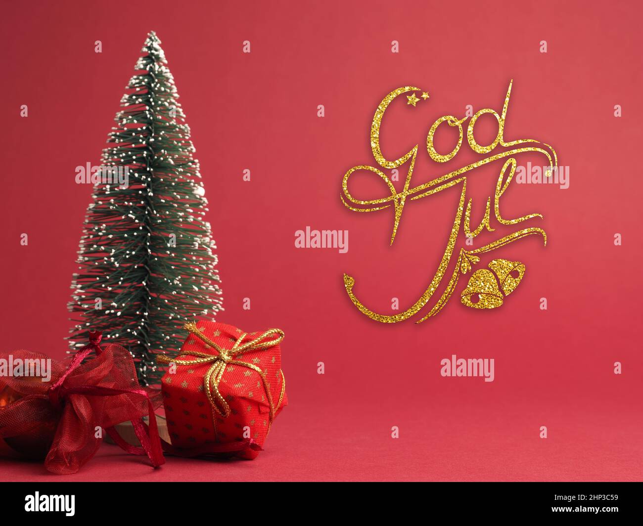 God Jul, Scandinavian Christmas greetings, Red Christmas gift box with ...