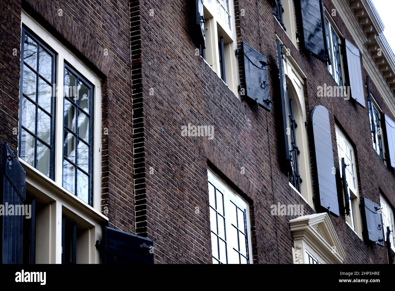 Brick building in the Netherlands - classic dutch house Stock Photo - Alamy