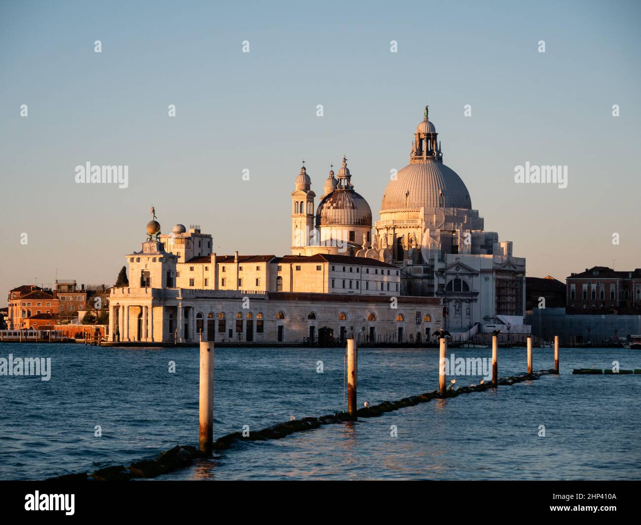 Basilica santa maria church hi-res stock photography and images - Alamy