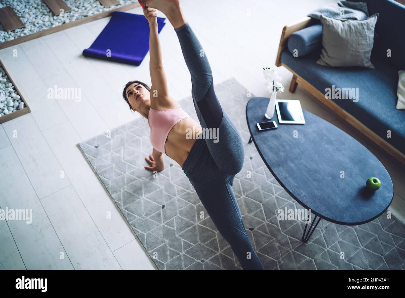 Motivation pose hi-res stock photography and images - Alamy
