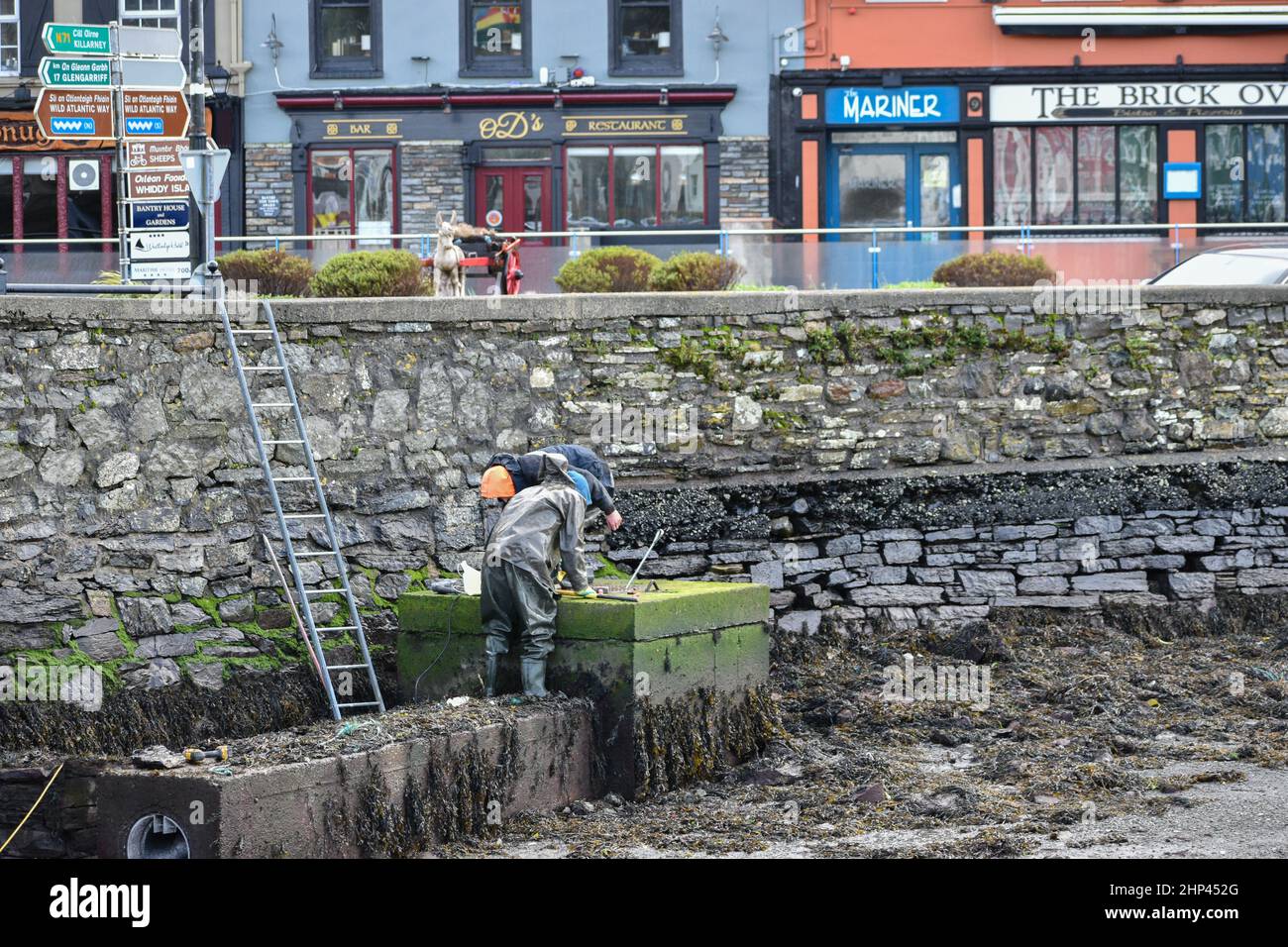 Bantry, West Cork, Ireland. 18th Feb, 2022. Clean up operations will ...