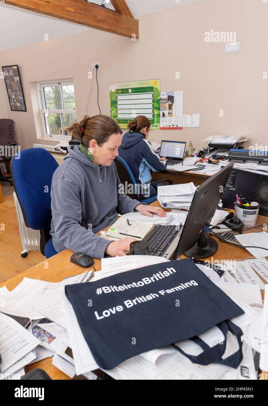 Red desks hi-res stock photography and images - Alamy