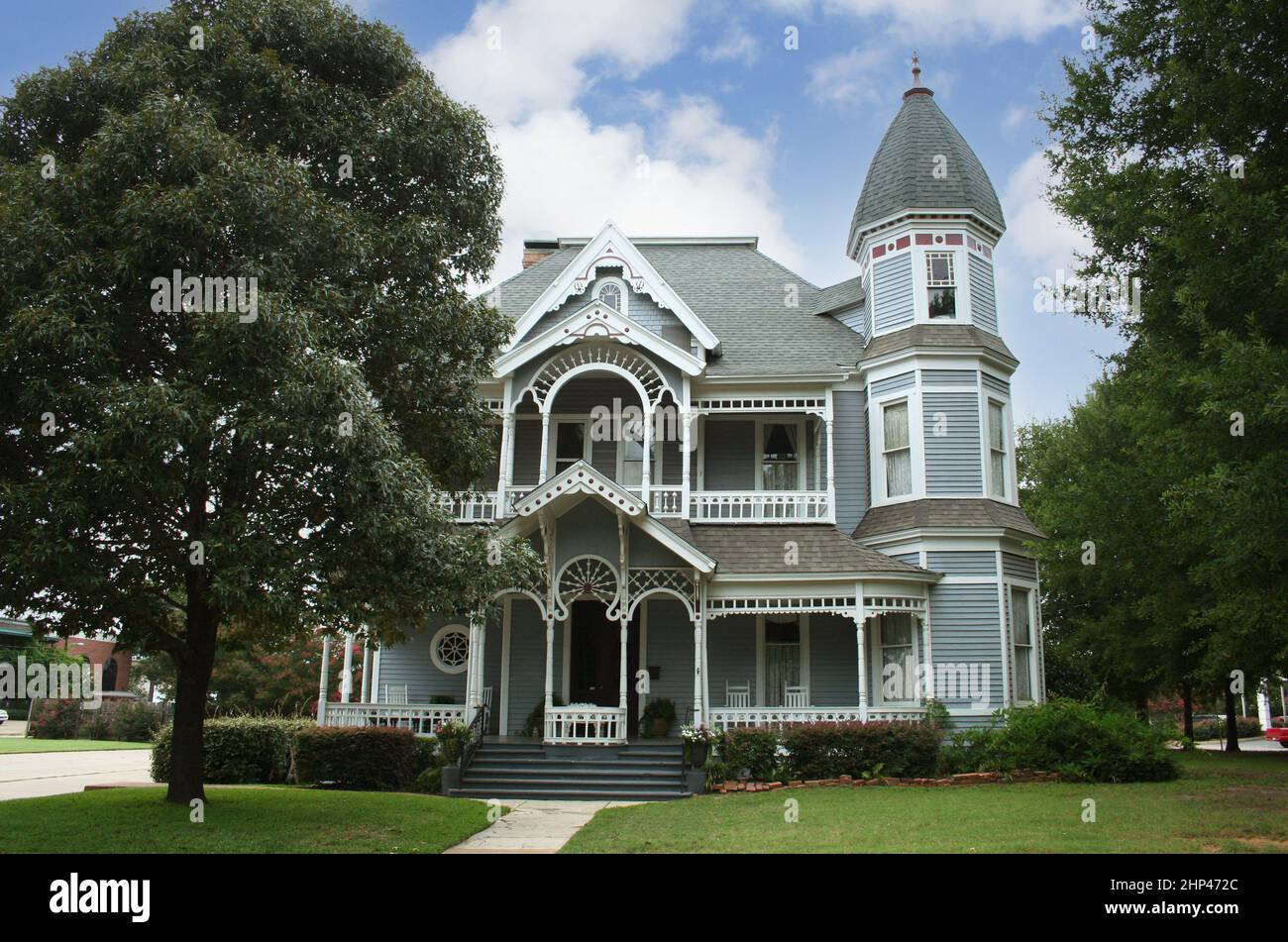 Victorian House WIth Trees and Blue Sky Nacogdoches TX Stock Photo - Alamy