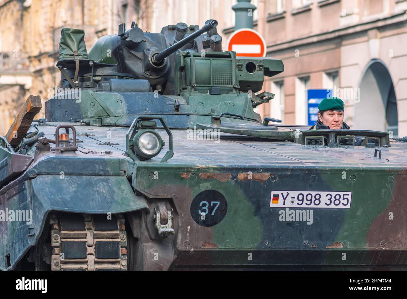 Bundeswehr female soldier hi-res stock photography and images - Alamy