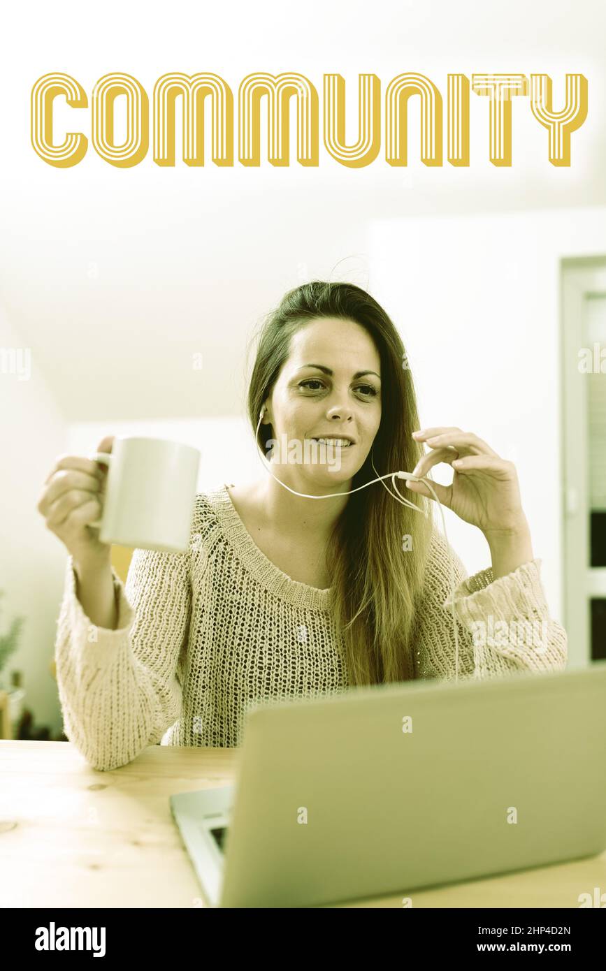 Conceptual Caption Community Business Approach Specific Population With A Common