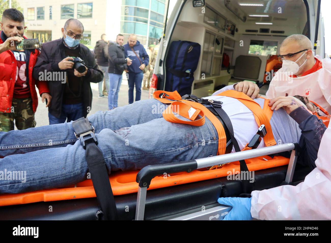 Lebanese red cross hi-res stock photography and images - Alamy