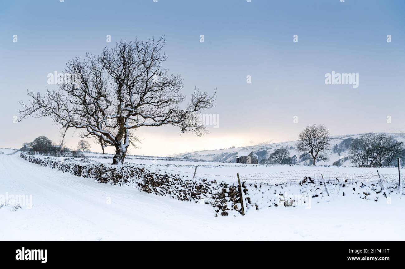 Cold, snowy day in Fell End near Ravenstonedale, upper Eden Valley ...