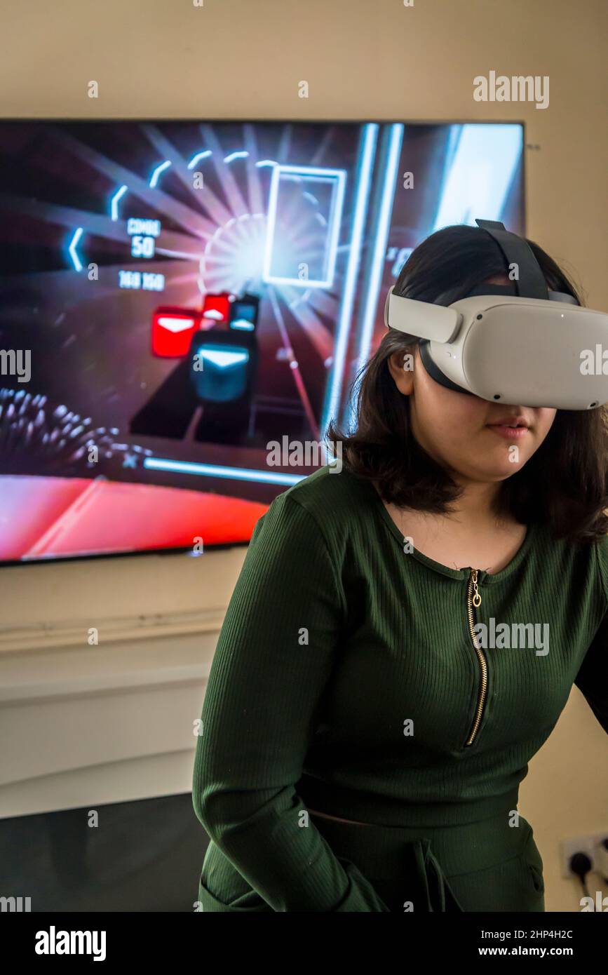 Inside indoors screen hi-res stock photography and images - Alamy