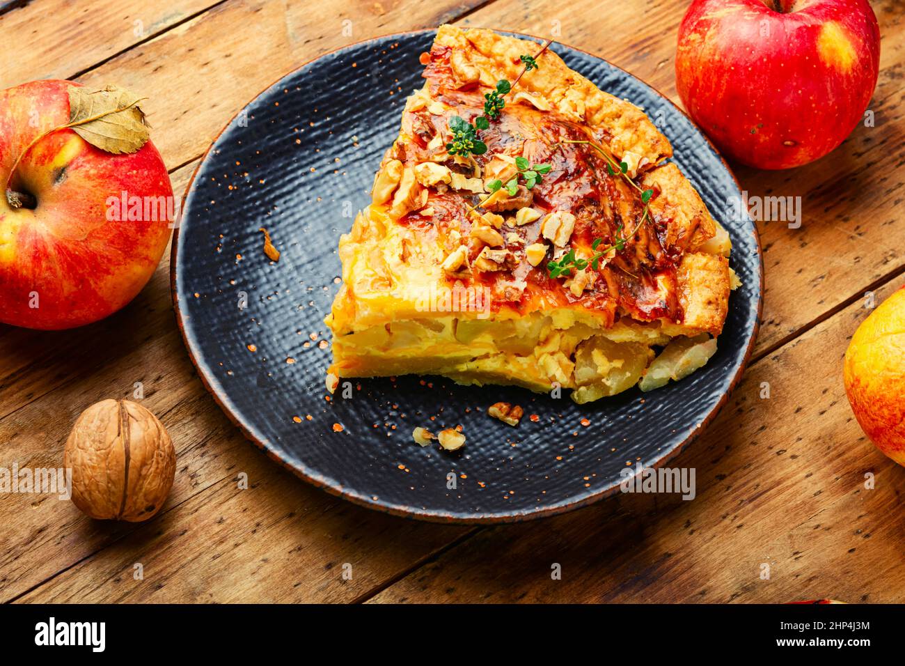 Apple quiche with cheese filling. Quiche pie with apples Stock Photo ...