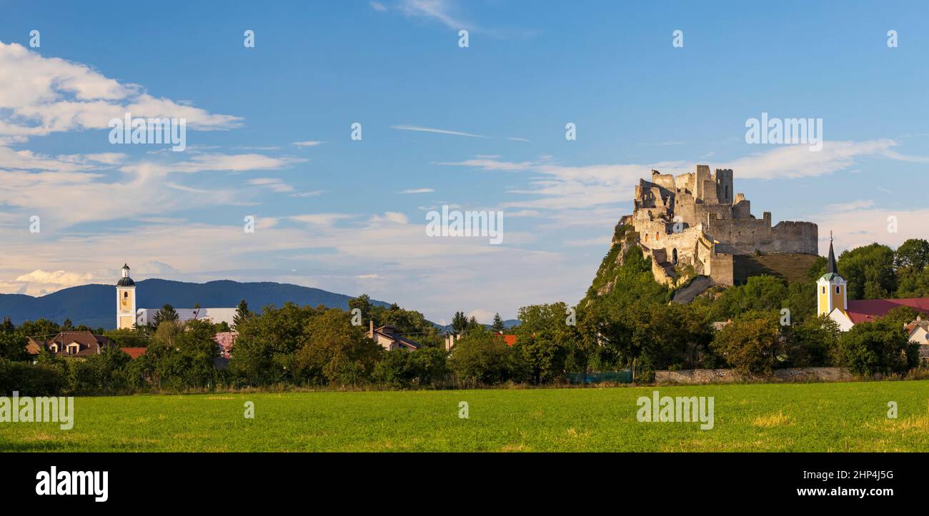 Ruins of Beckov castle, Slovakia Stock Photo - Alamy
