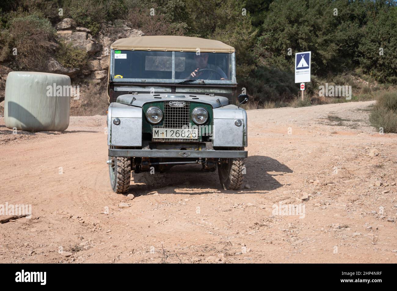First generation Land Rover Santana in the field Stock Photo - Alamy
